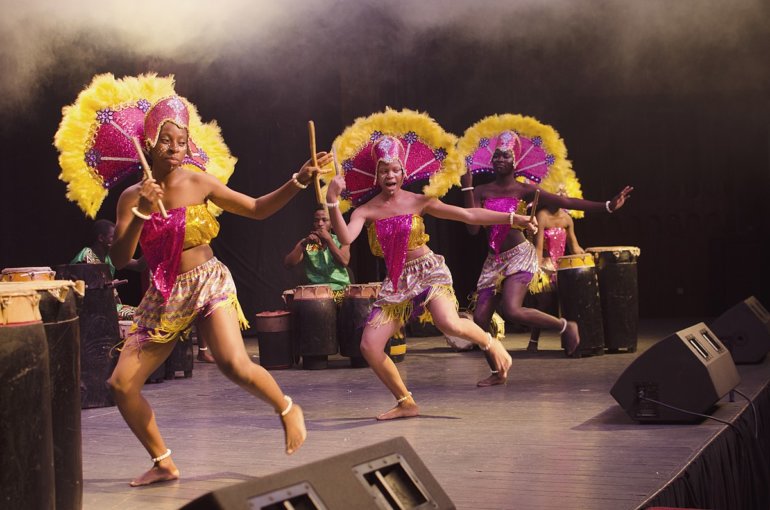 20 Amazing Dances From Around The World That Will Get Your Feet Tapping