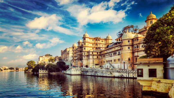 51 Best Romantic Getaways in India